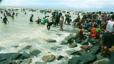 Beautiful Sea Bath In New Digha Sea Beach West Bengal Tourist Enjoying Digha Beach Youtube