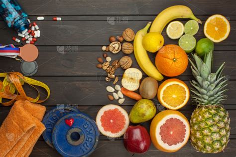 饮食 健康食物 田径运动员 水平画幅 杠铃 维生素 营养品 香蕉 运动