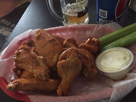 3rd Base Bar And Grill 22 Reviews Sports Bars 1302 W State St