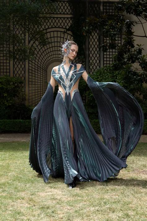 Iris Van Herpen Explores Aquatic Urbanism In Her Latest Collection