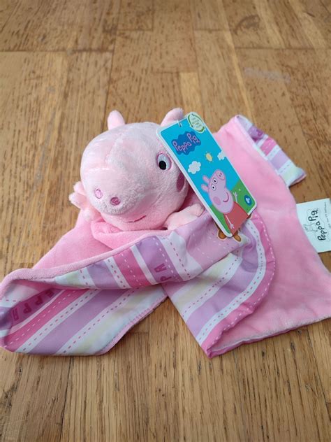 Se Produkter Som Liknar Greta Gris Snuttefilt Ny Pe På Tradera 674192888