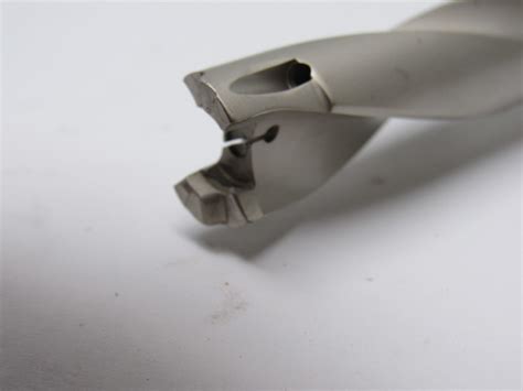 Iscar Dcm 160 20a 5d Cham Drill Coolant Fed Indexable Drill 16mm Dia
