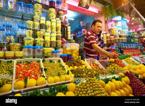 Provision Shop Hi Res Stock Photography And Images Alamy