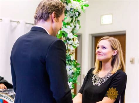 Kristen Bell Wedding Picture The Hollywood Gossip