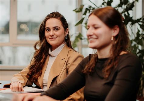 Milo Van Trainee Tot Accountmanager Axs Logistiek