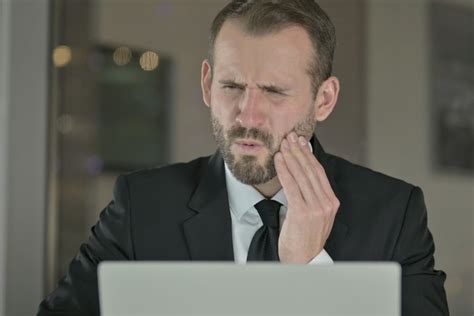 Toothache What To Do If One Comes On Suddenly Groupenrollca