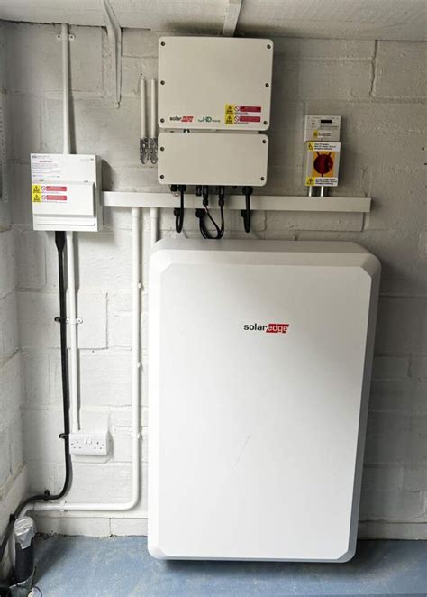 Domestic Flat Roof Solar Pv And Battery Storage Island Renewables