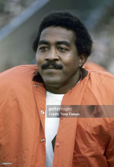 Runningback Leroy Kelly Of The Cleveland Browns Watches The Action
