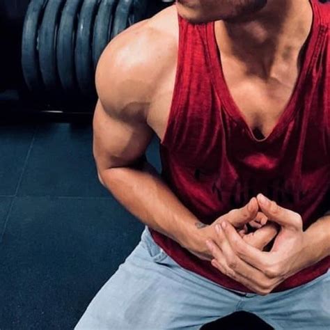 Fasil Fasi Fasil Fasi • Threads Say More