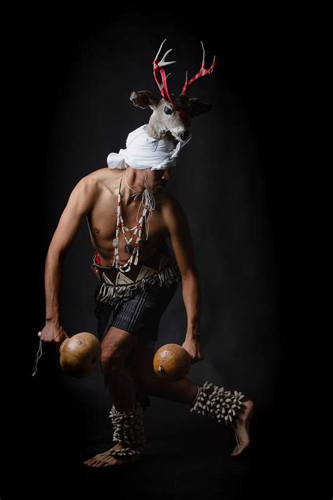 Danza Del Venado Vestuario E Instrumentos Musicales Tus Buenas Noticias