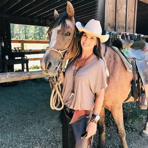 Debbe Dunning Bio Age Net Worth Height Single Wiki Facts