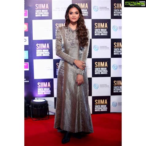 Keerthy Suresh Instagram Thankyou Siimawards Wearing An Antique