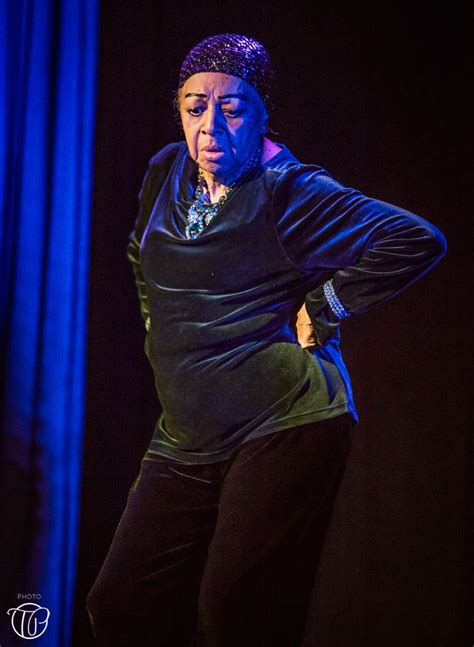 Photo Tamara Pinco Dawn Hampton Photo Tamara Pinco