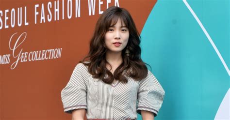 포토 윤소희 완벽한 외모