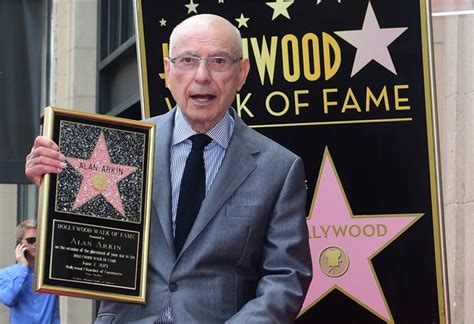 Muere Actor Alan Arkin A Los 89 Años Teletica