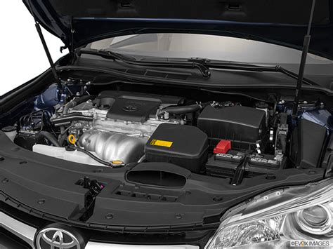 2015 Toyota Camry Reviews Price Specs Photos And Trims Drivingca