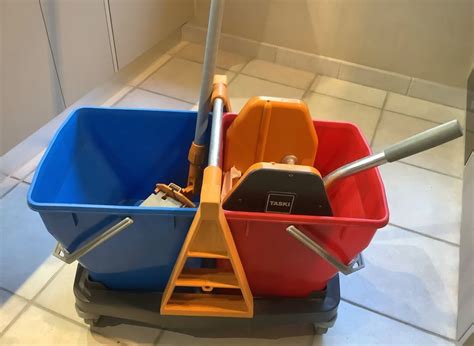 Taski Wischsystem Profi 2 Eimer Presse Mopp Gebraucht In Oberrieden Für Chf 49 Nur