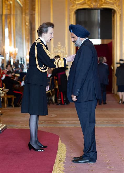 Collaboration Customers Helpingbritainprosper Proud Jasjyot Singh Obe 463 Comments