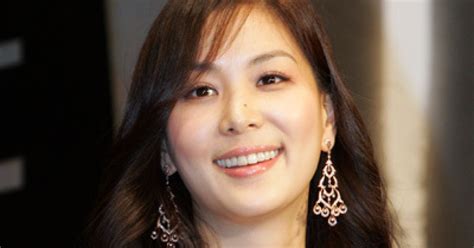 포토엔 4년만에 복귀 고소영 코 위 매력 점은 늘 변함없어