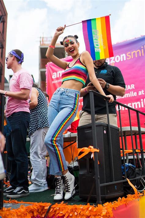Moda Con Orgullo Estilos Y Tendencias Para Celebrar El Pride