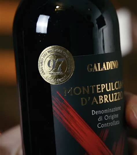 Luca Maroni… Een Opportunist Wijngekken Een Neus Voor Goede Wijn