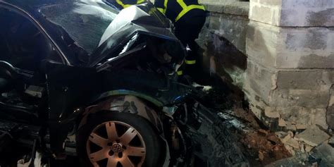 Un Muerto Y Un Herido En Accidente De Tráfico Tras Una Colisión Frontal
