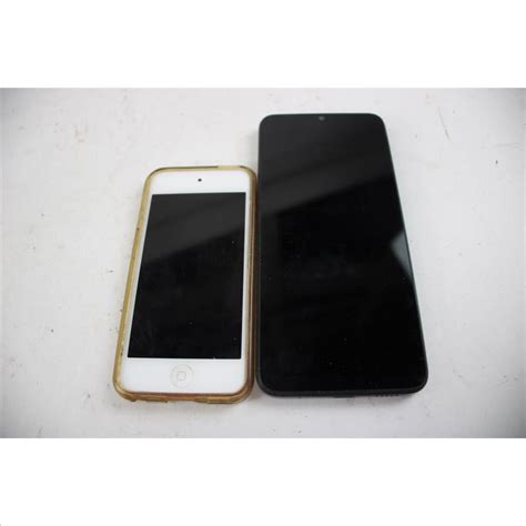 Apple Ipod And Vortex Cellphone Lot 2 Pieces Property Room