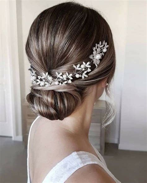 Pin By Laura Teran On Peinados Wedding Hair Up Hairdo Wedding