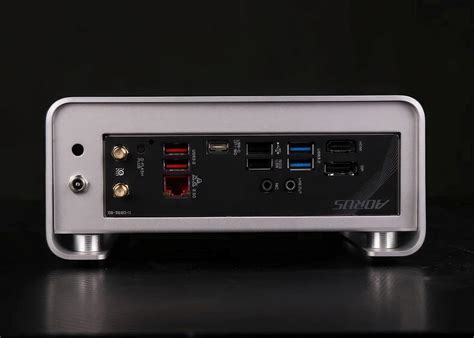 Gigabyte представляет мини-ПК с APU AMD Ryzen 8000G в 3-литровом ...