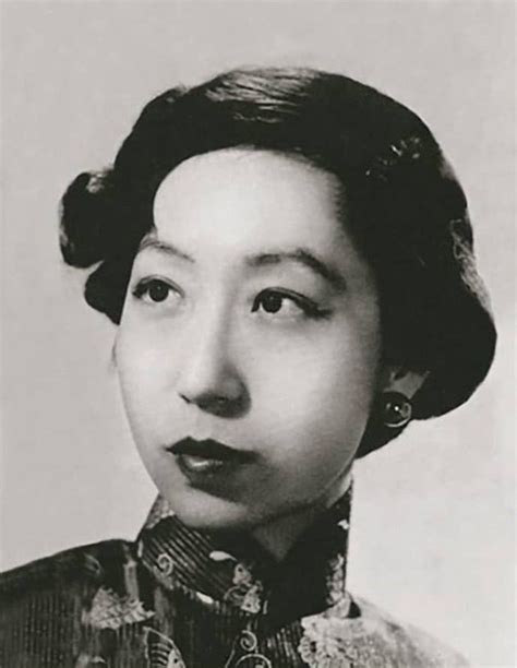 1944年，24岁张爱玲嫁给三婚38岁胡兰成，婚后半年，胡兰成竟和周护士恋爱结婚，张爱玲写下分手信并附上30万的支票 知乎