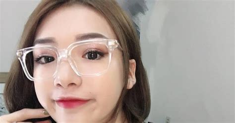 Cerita Sex Gadis Perawan Yang Polos Cerita Sex