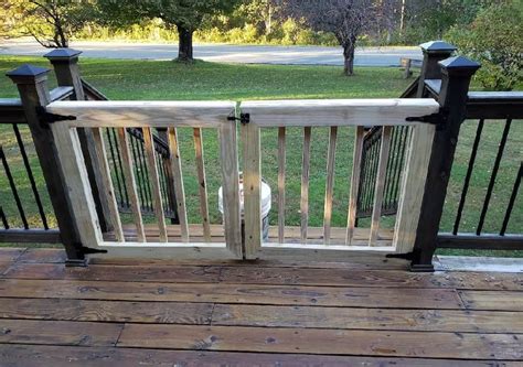 17 Diy Deck Gate Plans That Will Make Your Life Easier