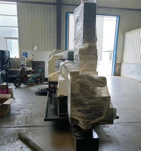 Special Cnc Machining Tool High Accuracy 3 Axis Horizontal New Automatic Price Cnc Screw Milling