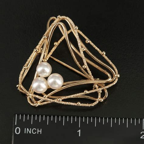 1960s Mikimoto 14k Pearl Triangular Brooch Ebth