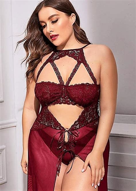 What To Wear To A Plus Size Boudoir Photo Shoot