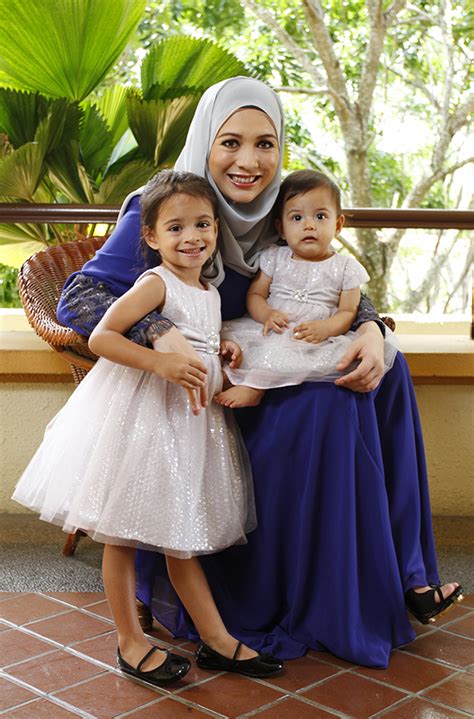 Sharifah Sofia Mother Of Ameera And Ariana And Founder Of With Love Mummy Makchic