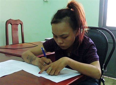 Cô gái mang 3 lệnh truy nã lừa chàng trai mới quen qua mạng Pháp luật ZNEWS VN