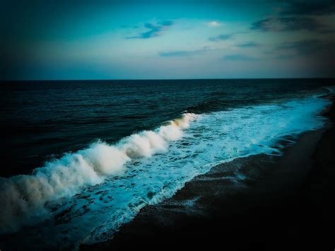 Scott Cameron Beach Edited Photo Scrolller