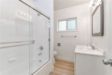 1005 E Doran Street J Glendale Ca 91206