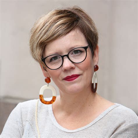 Barnavårdsföreningen Osallistuu Anna Lapselle Raitis Joulu Kampanjaan Barnavårdsföreningen