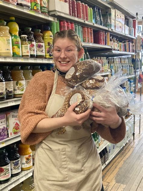 Lovely Alisa ⋆ South Royalton Market