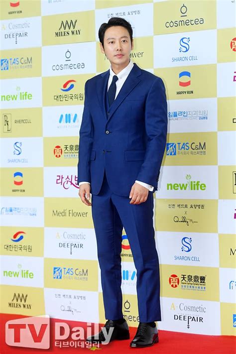 Td포토 김동욱 춘사영화제 참석