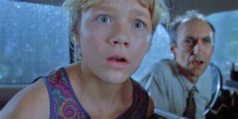 Jurassic Parks Rumored Gb Experience Will Mirror The 1993 Films T Rex Breakout Disney Dining