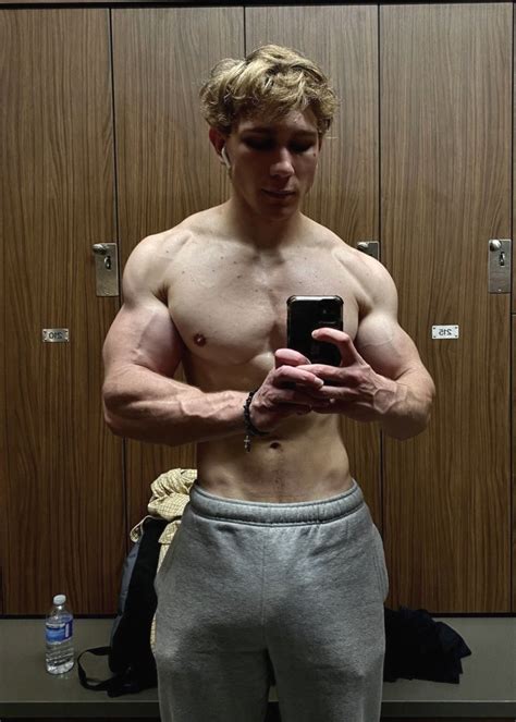 Image Tagged With Aron Kavanagh Young Muscle Younghunks On Tumblr