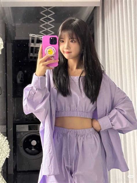 အရပ ငပလလကမသရတ Zhang Miao Yi ရ ခစစရဖကရငမ