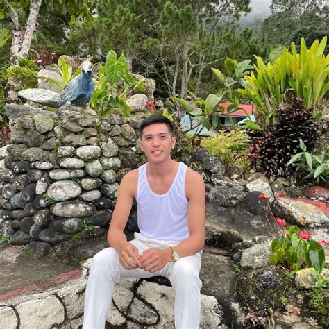 Darryl Hugecok Webcam Show Strip Chat