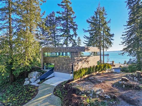 4166 Rose Crescent West Vancouver Bc