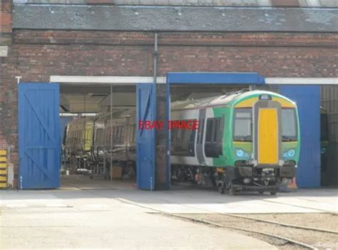 Photo Class 1723 Being Built At Derby Litchurch Lane Works 011011 £1