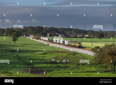 2 Freightliner Class 90 Electric Locomotives 90042 90046 Hauling A
