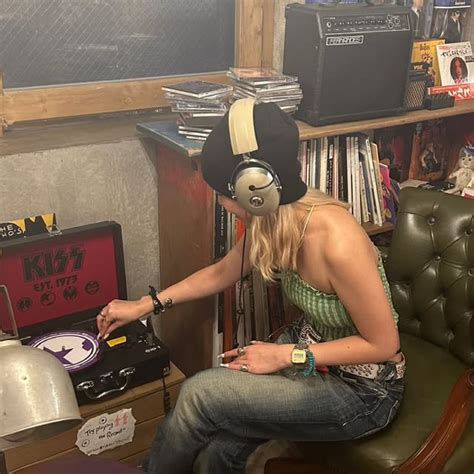 Mii Miimi0414 โข Threads Say More Mii Miimi0414 โข Threads Say More